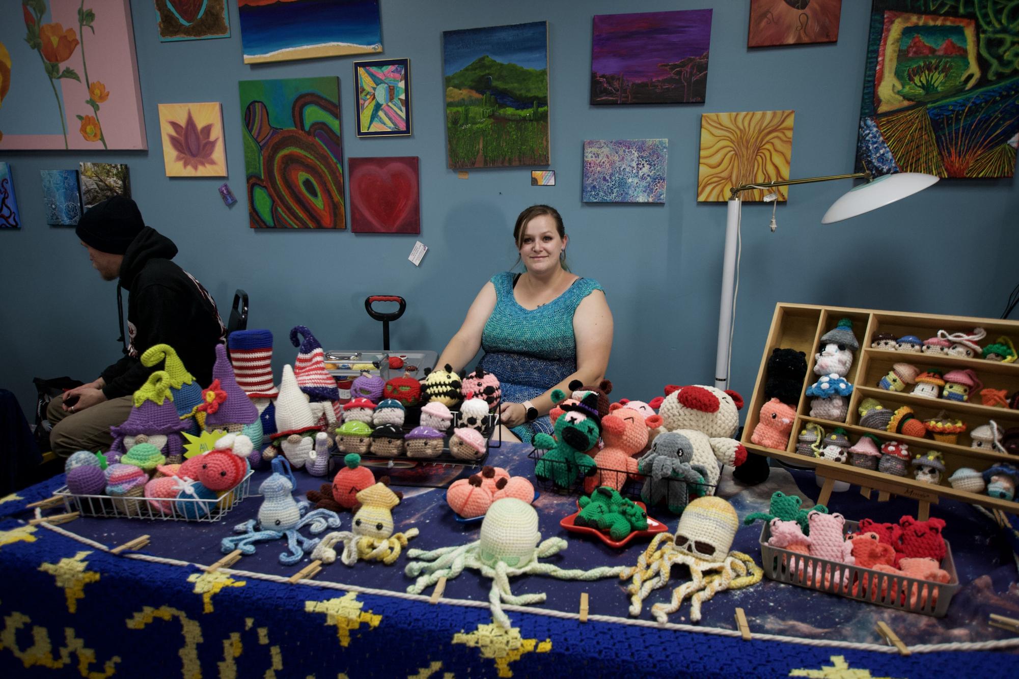 Four of Wands hosts markets in celebration of the moon – The Daily Wildcat