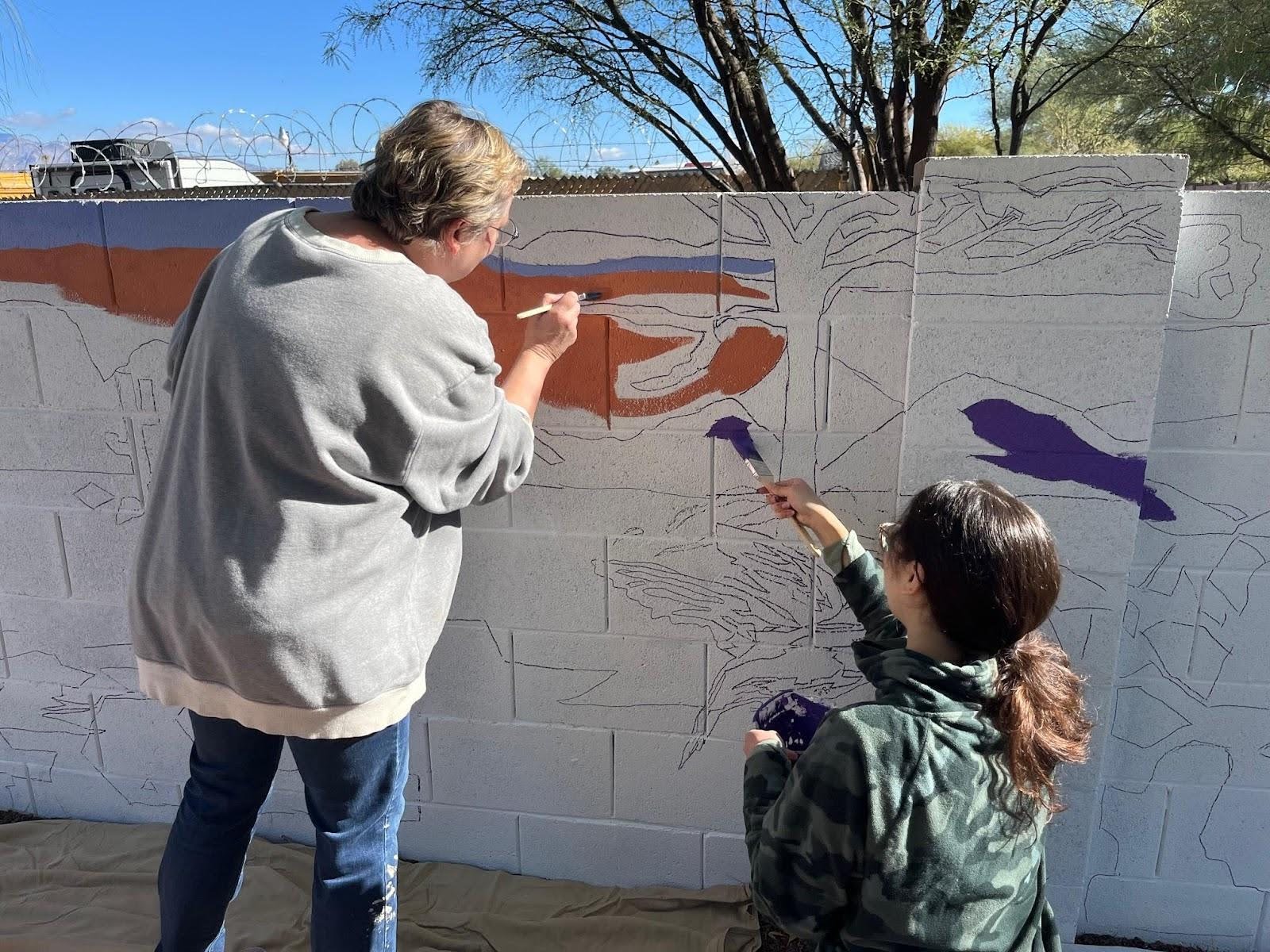 UA mural project puts student artists into the community – The Daily ...