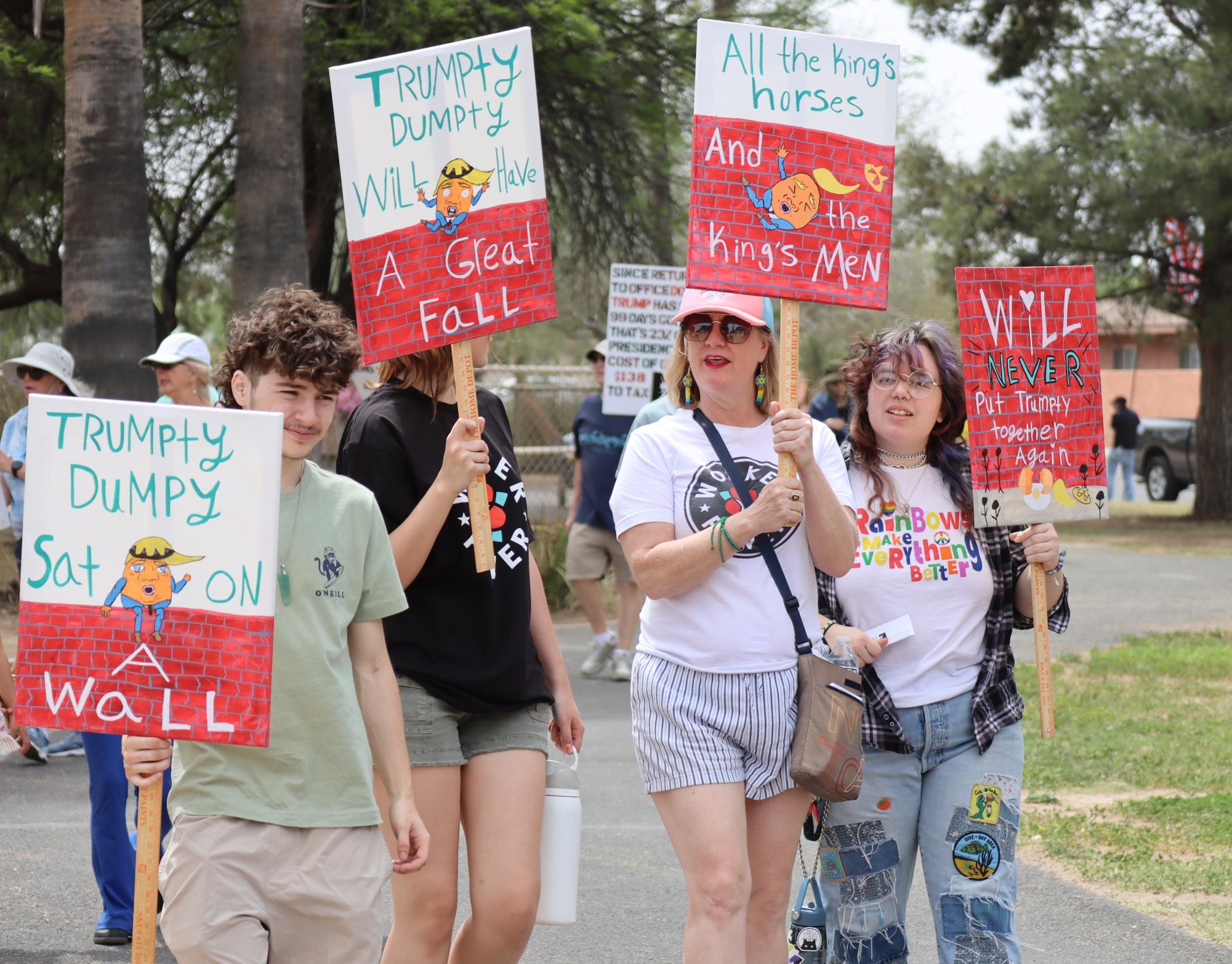 Tucsonans turn out in thousands for third No Kings Day – The Daily Wildcat